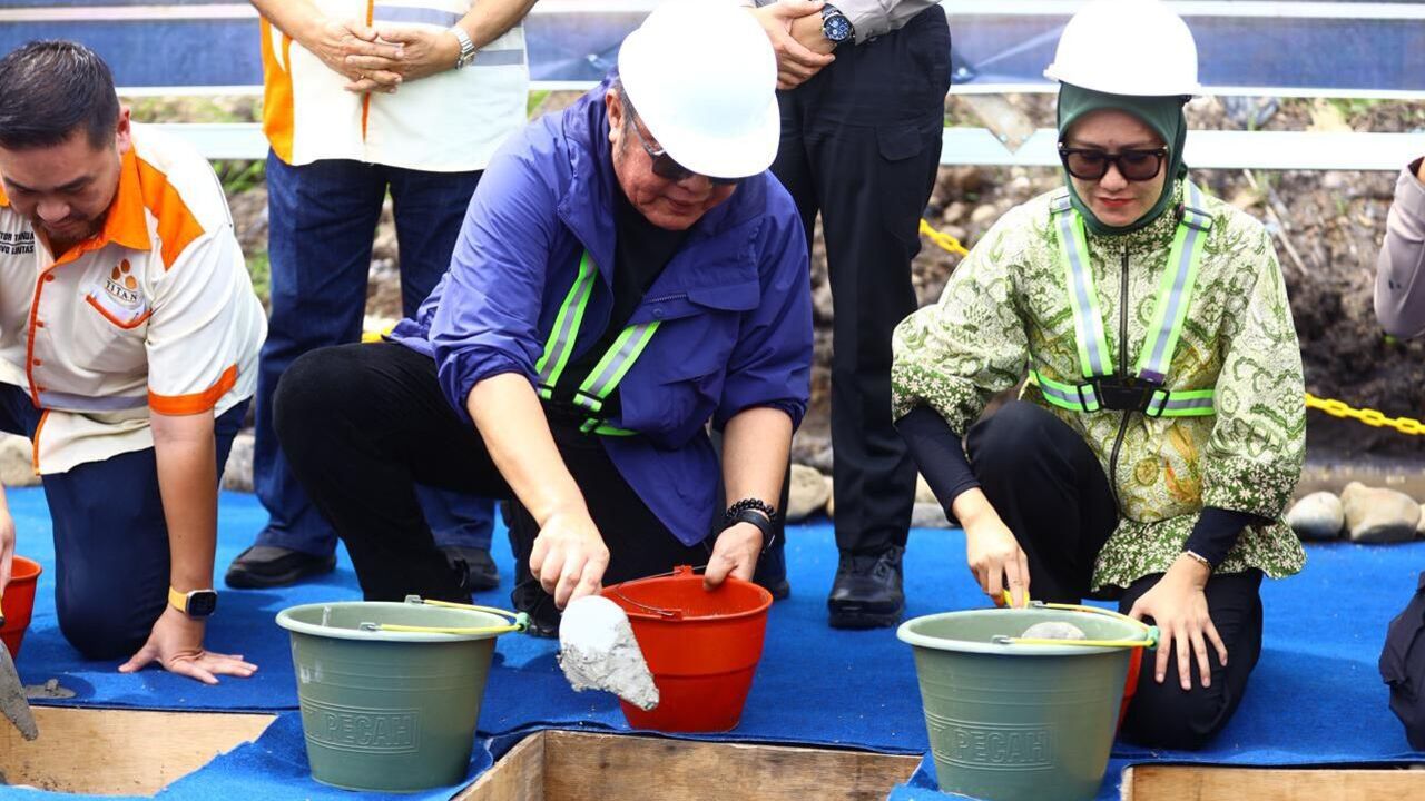 Resmikan Dua Proyek Vital Jalan Khusus Batubara di Lahat, Herman Deru ...